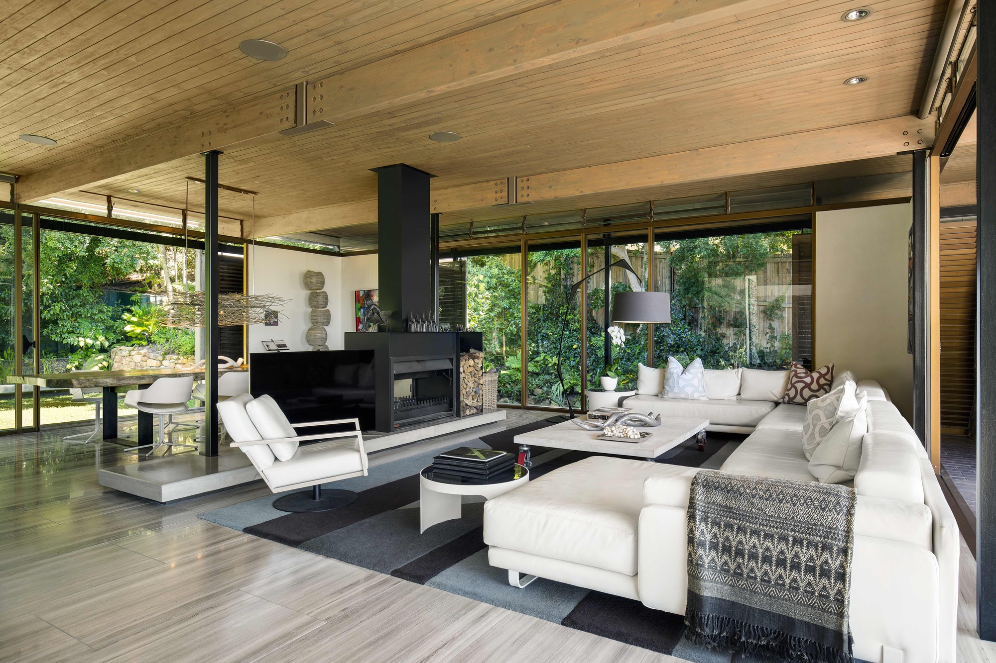 Gallery of Invermark House / SAOTA - 9