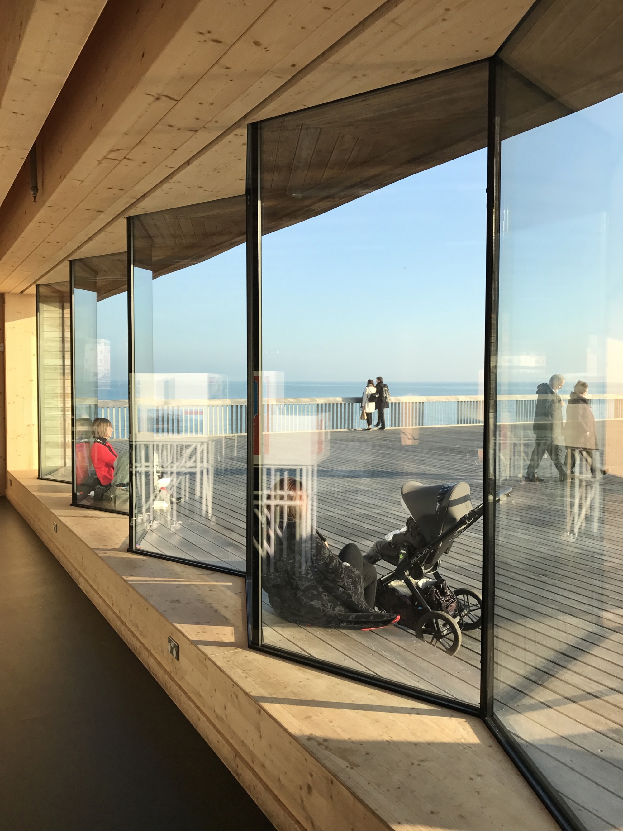 Gallery of dRMM's Hastings Pier Wins 2017 RIBA Stirling Prize - 3