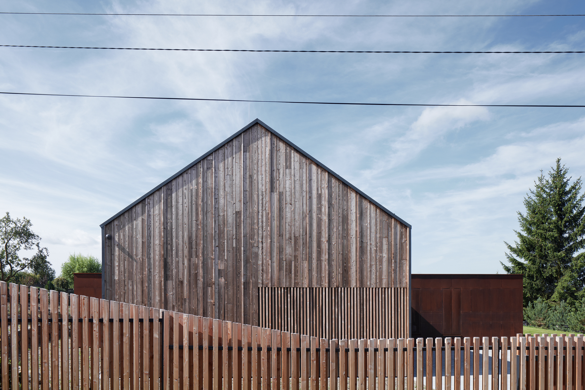 Gallery of ENGEL House / CMC architects - 2