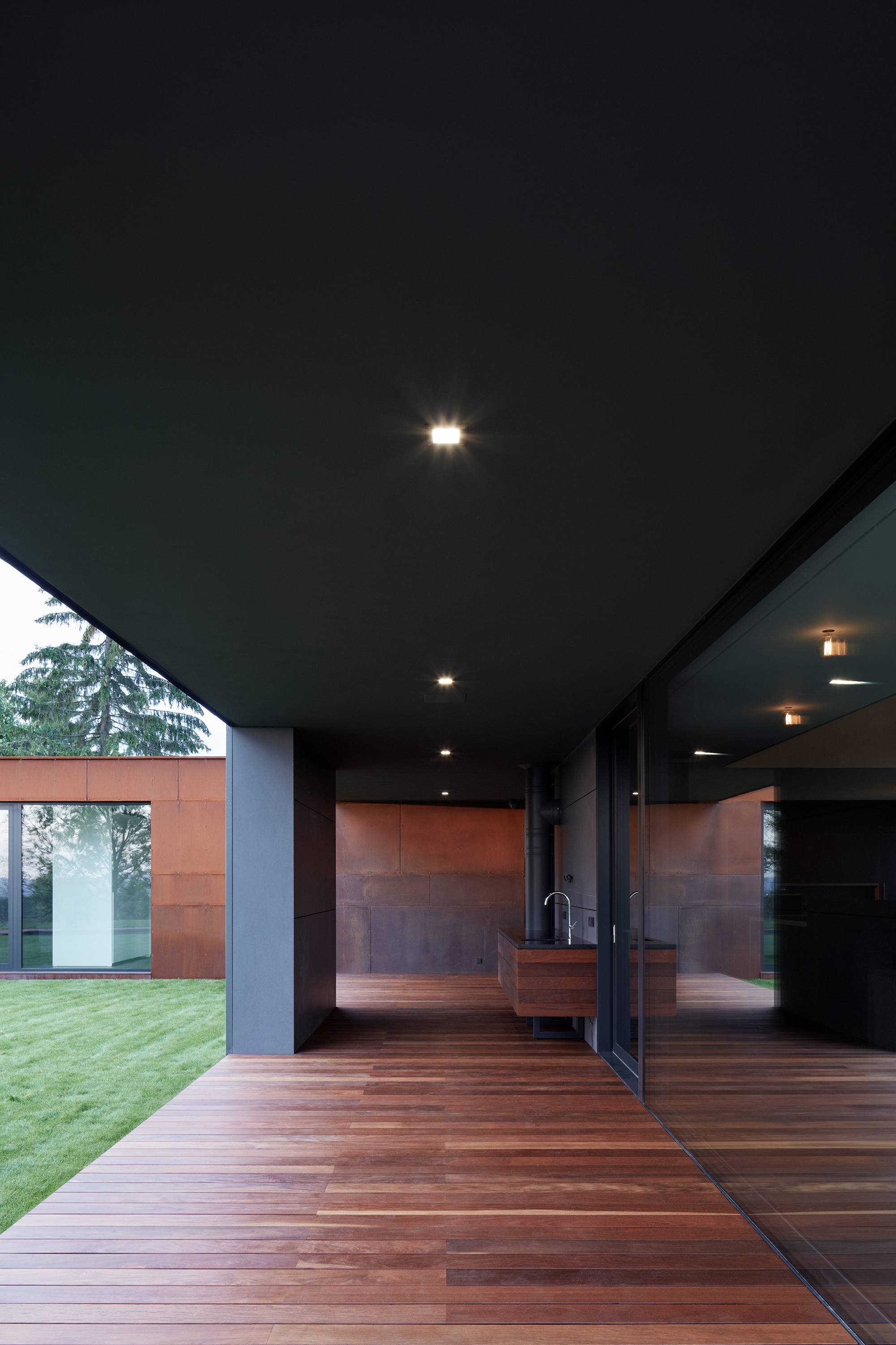 Gallery of ENGEL House / CMC architects - 3