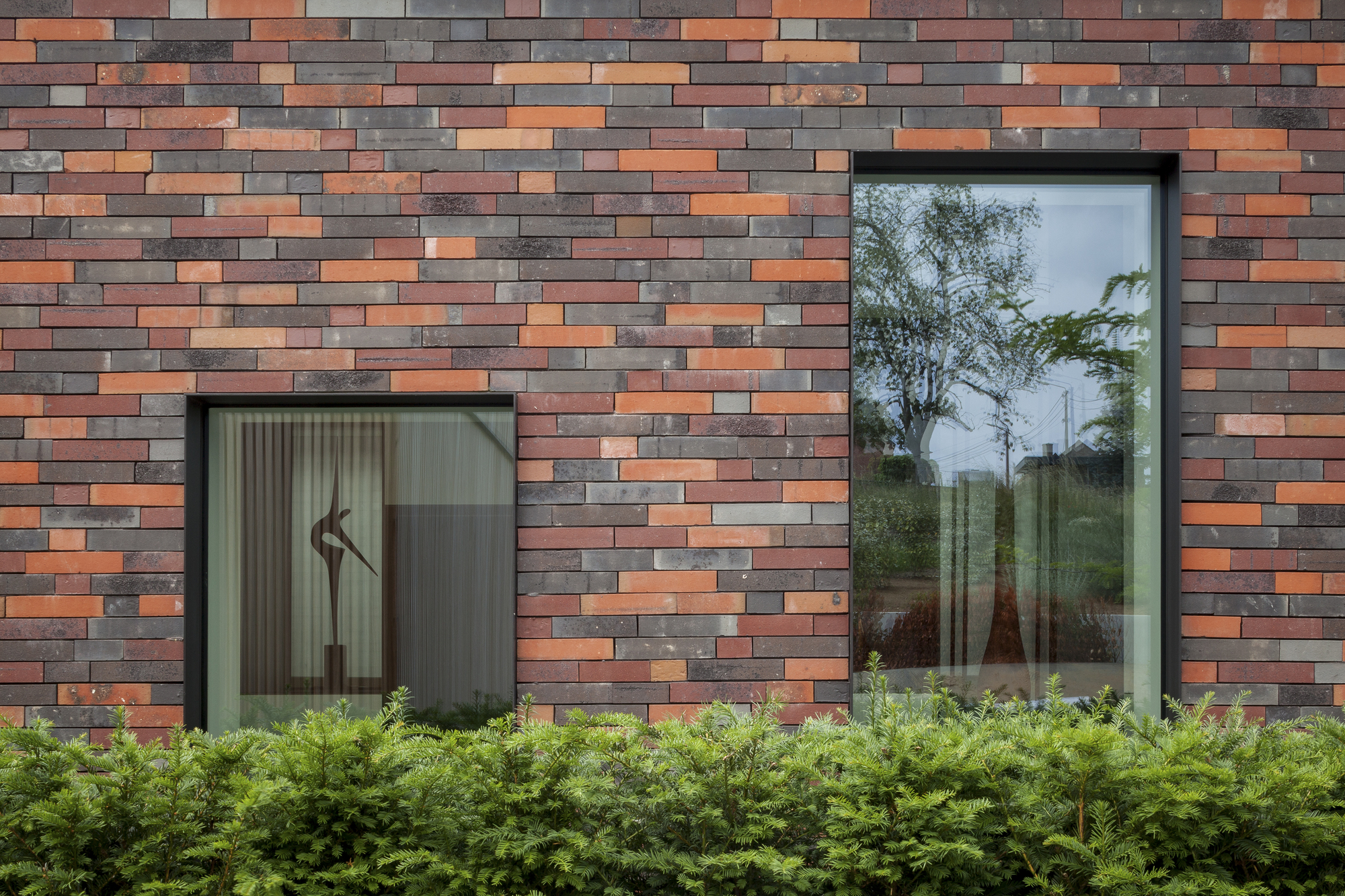 Gallery of H-Shaped House with Office / sam architects - 2