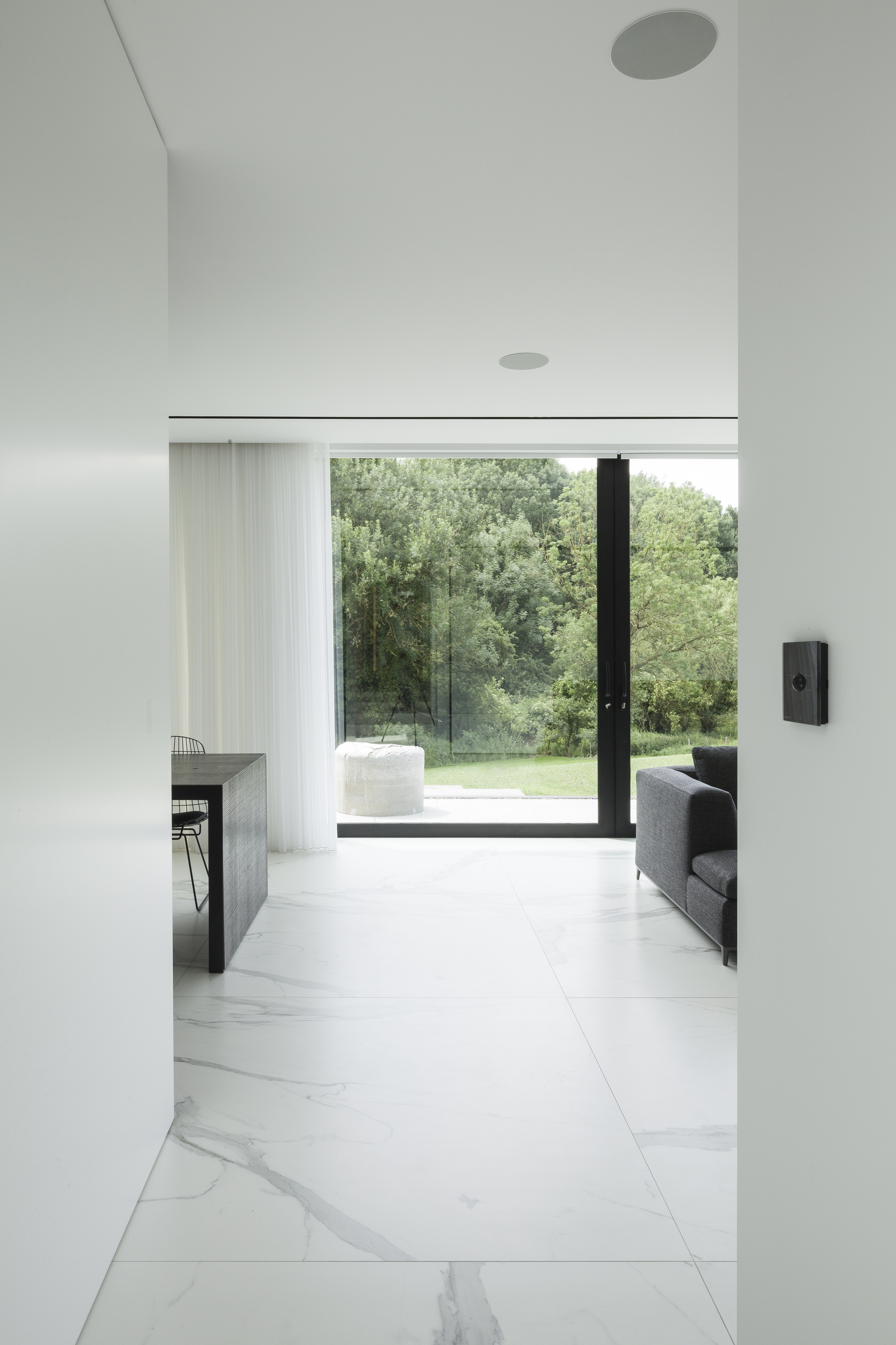 Gallery of H-Shaped House with Office / sam architects - 4