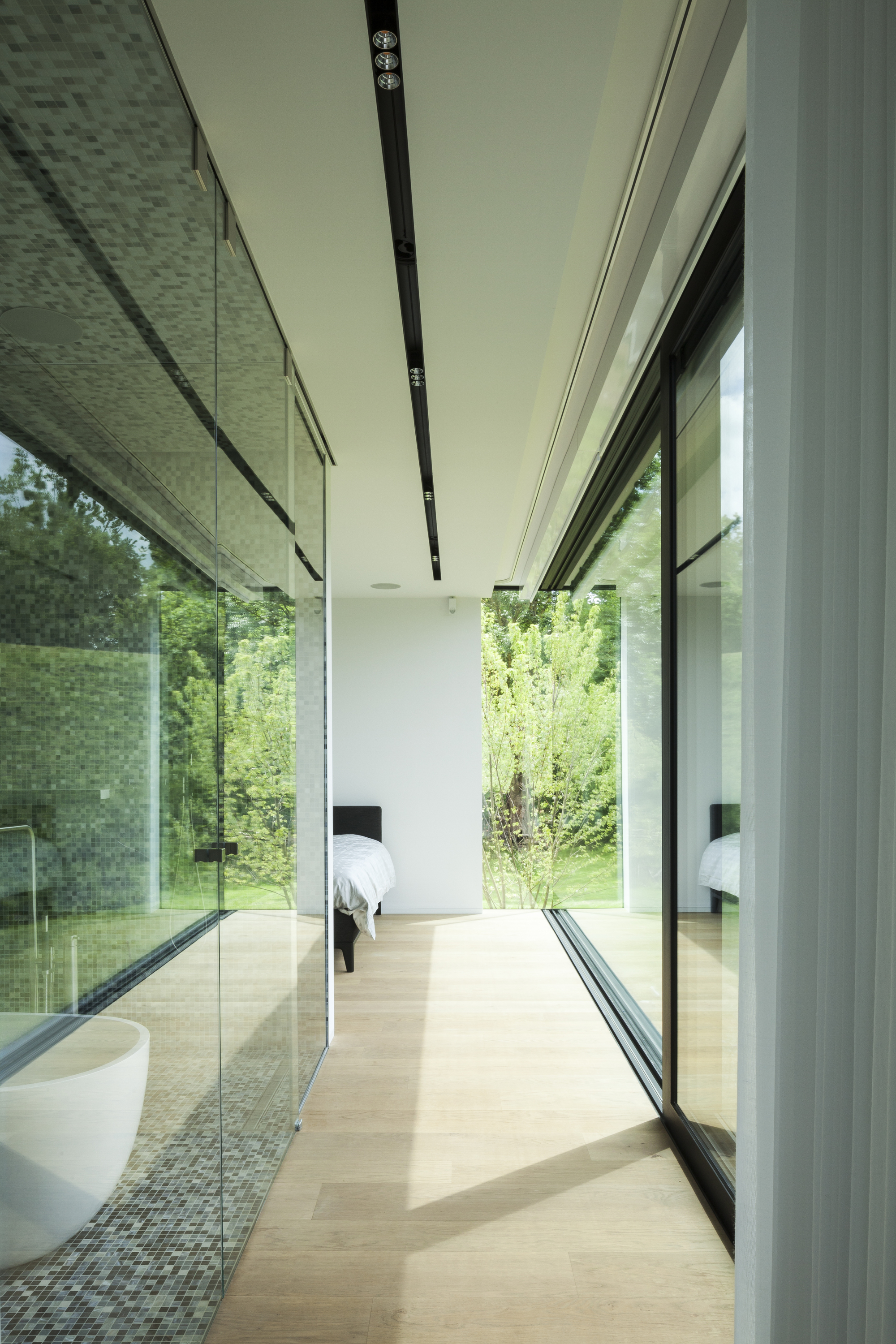 Gallery of H-Shaped House with Office / sam architects - 13