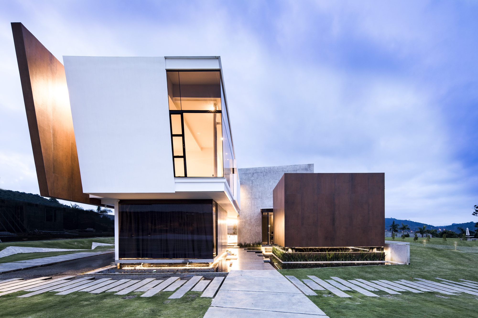 Gallery of PMX-01 House / QBO3 Arquitectos - 7
