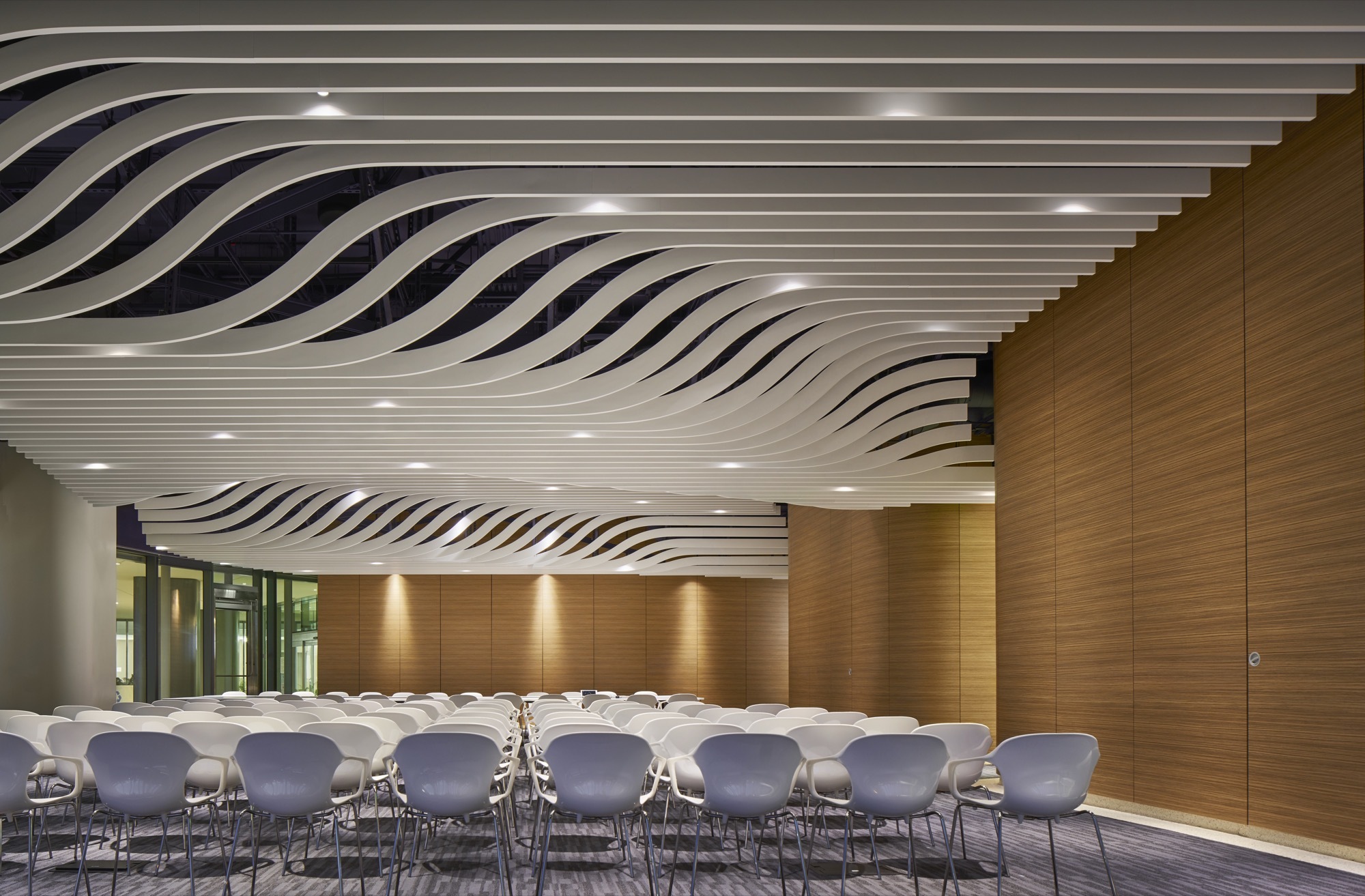 Gallery of Jacobs Medical Center / CannonDesign - 17