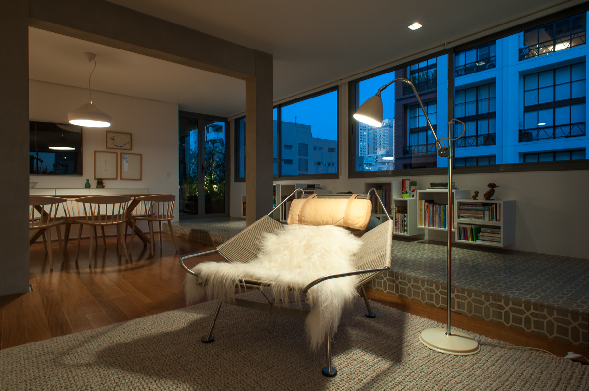 Galeria de Apartamento Lobo / SAO Arquitetura - 42