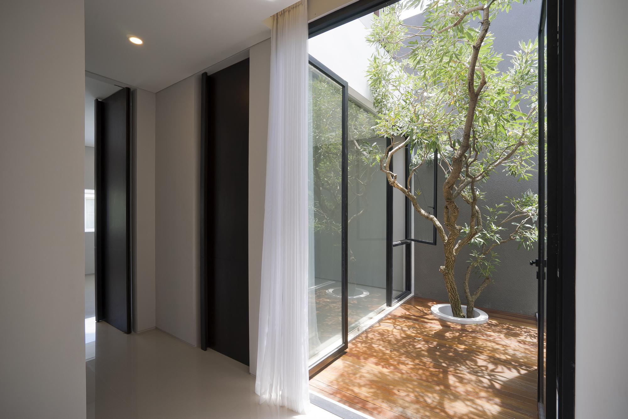 Gallery of ‘S’ HOUSE / Simple Projects Architecture - 37