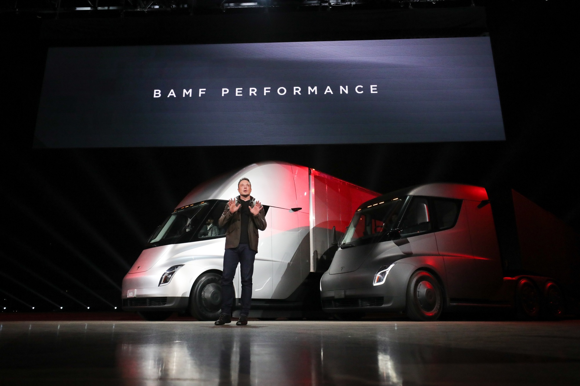 Gallery of Tesla Unveils Electric Cargo Truck that Could Change the ...