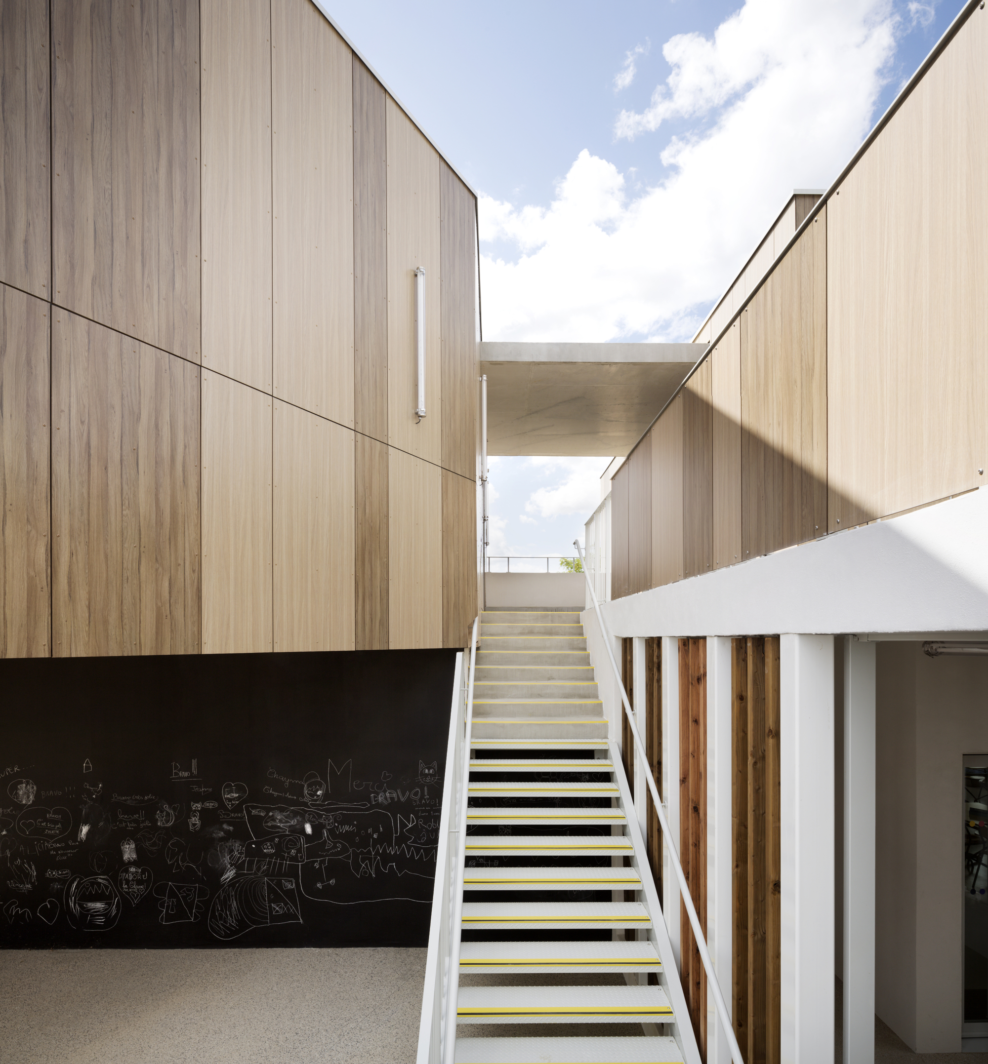 Gallery of Extension of a Primary School / Thomas Landemaine ...