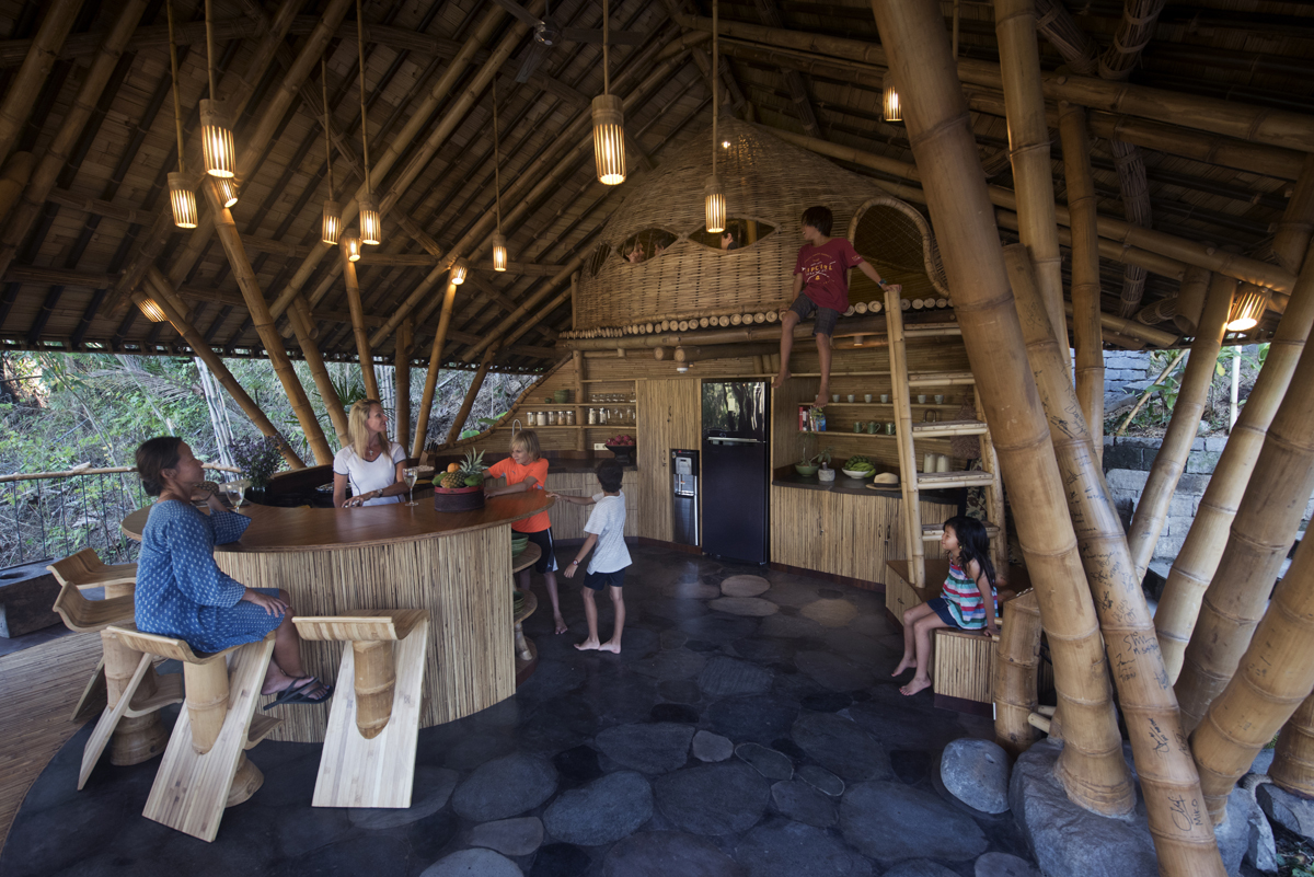 Gallery of Ananda House / IBUKU - 8