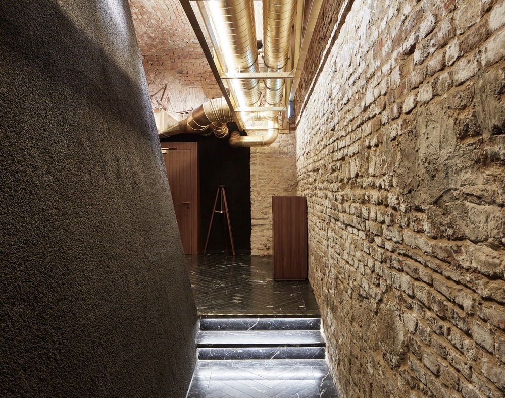 Gallery of Archeology in a Jazz Club / BÜRO KLK - 15