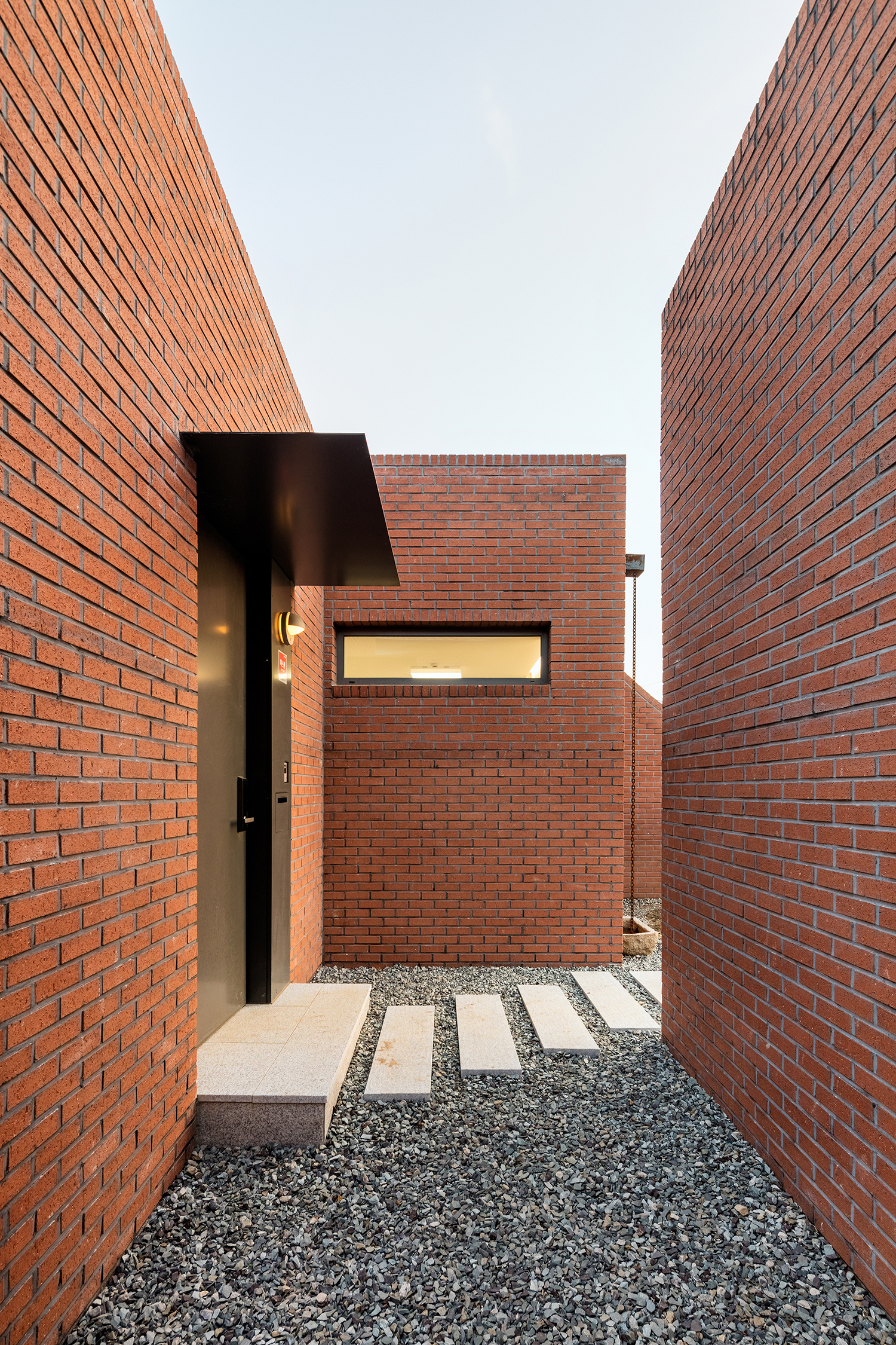 Gallery of The Vault House / OBBA - 17