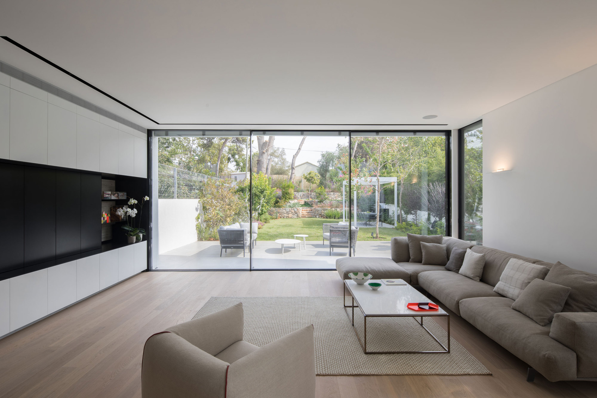 Gallery of N House / DZL Architects - 10