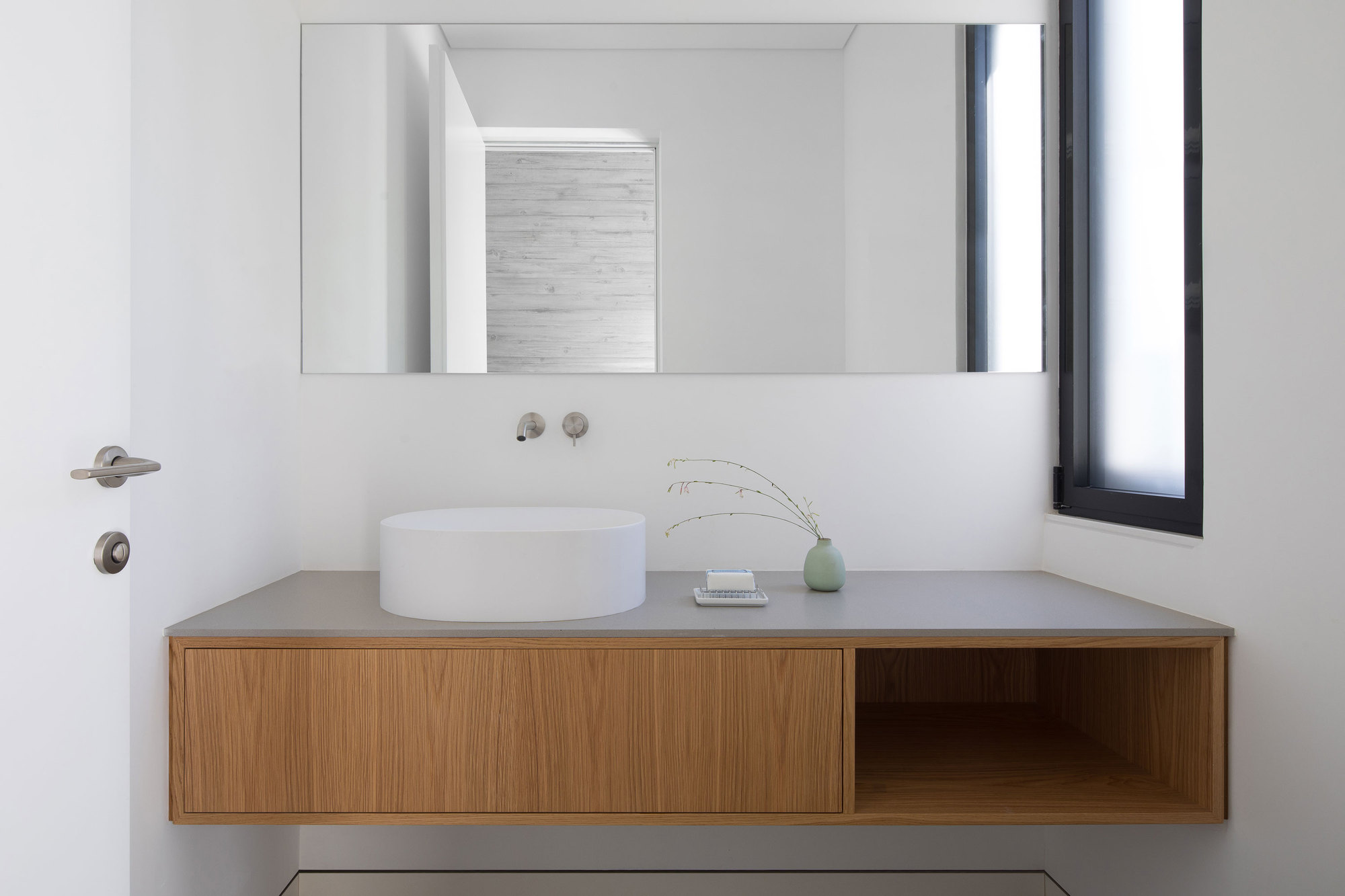 Gallery of N House / DZL Architects - 11