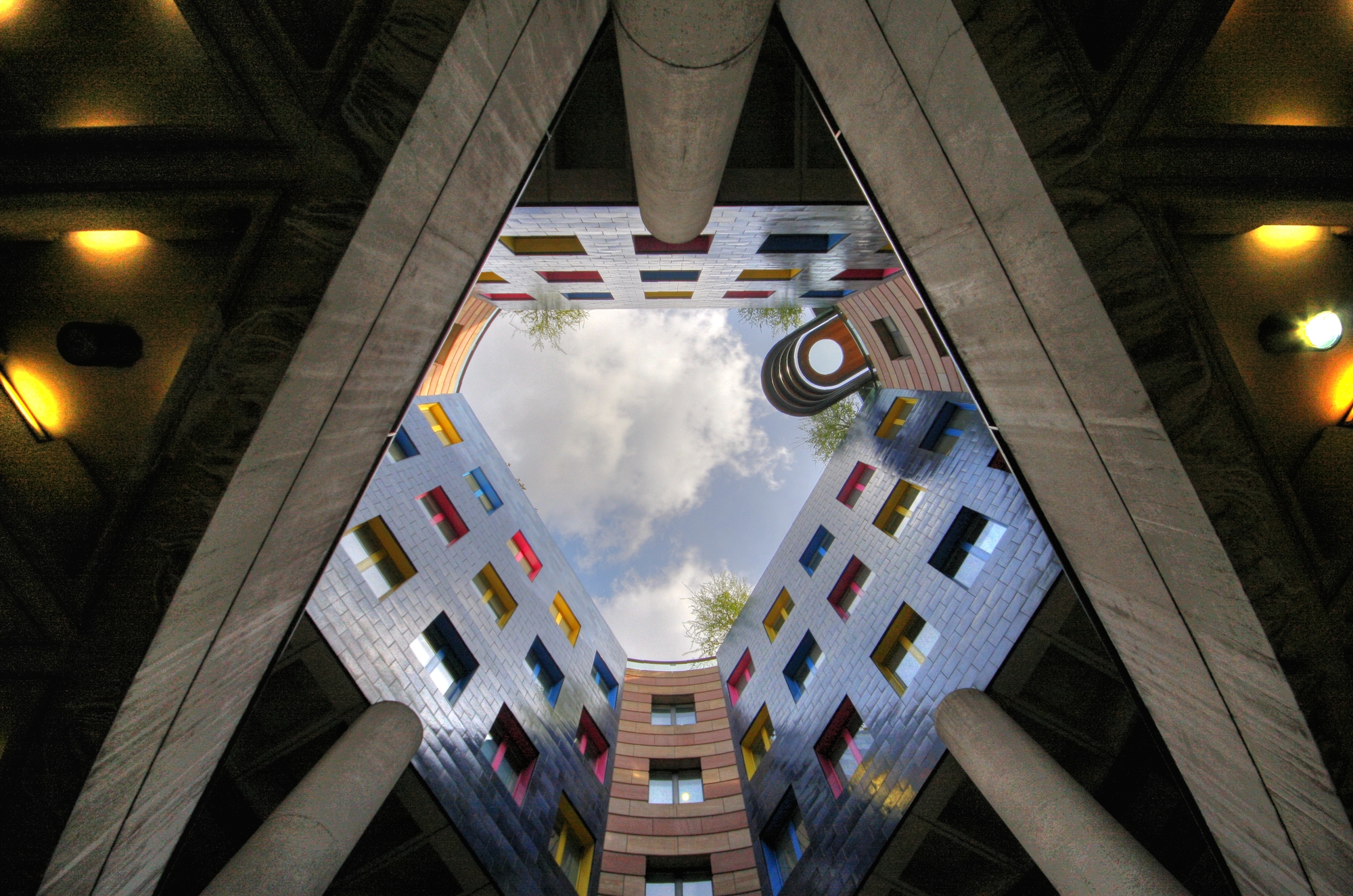 Gallery of WeWork to Become Primary Tenant of James Stirling's No 1 ...