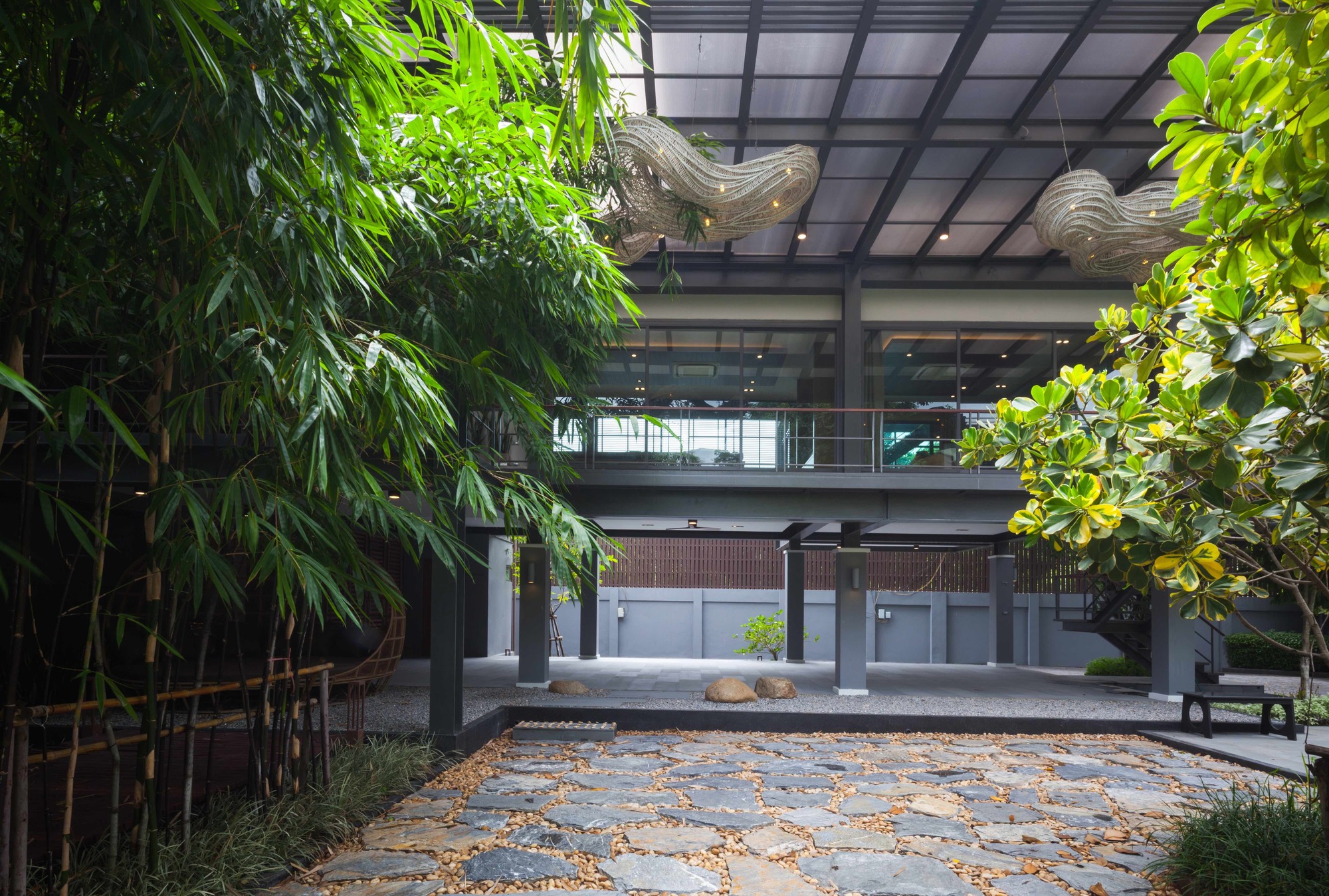 Gallery of SALA Zen / Volume Matrix studio - 19