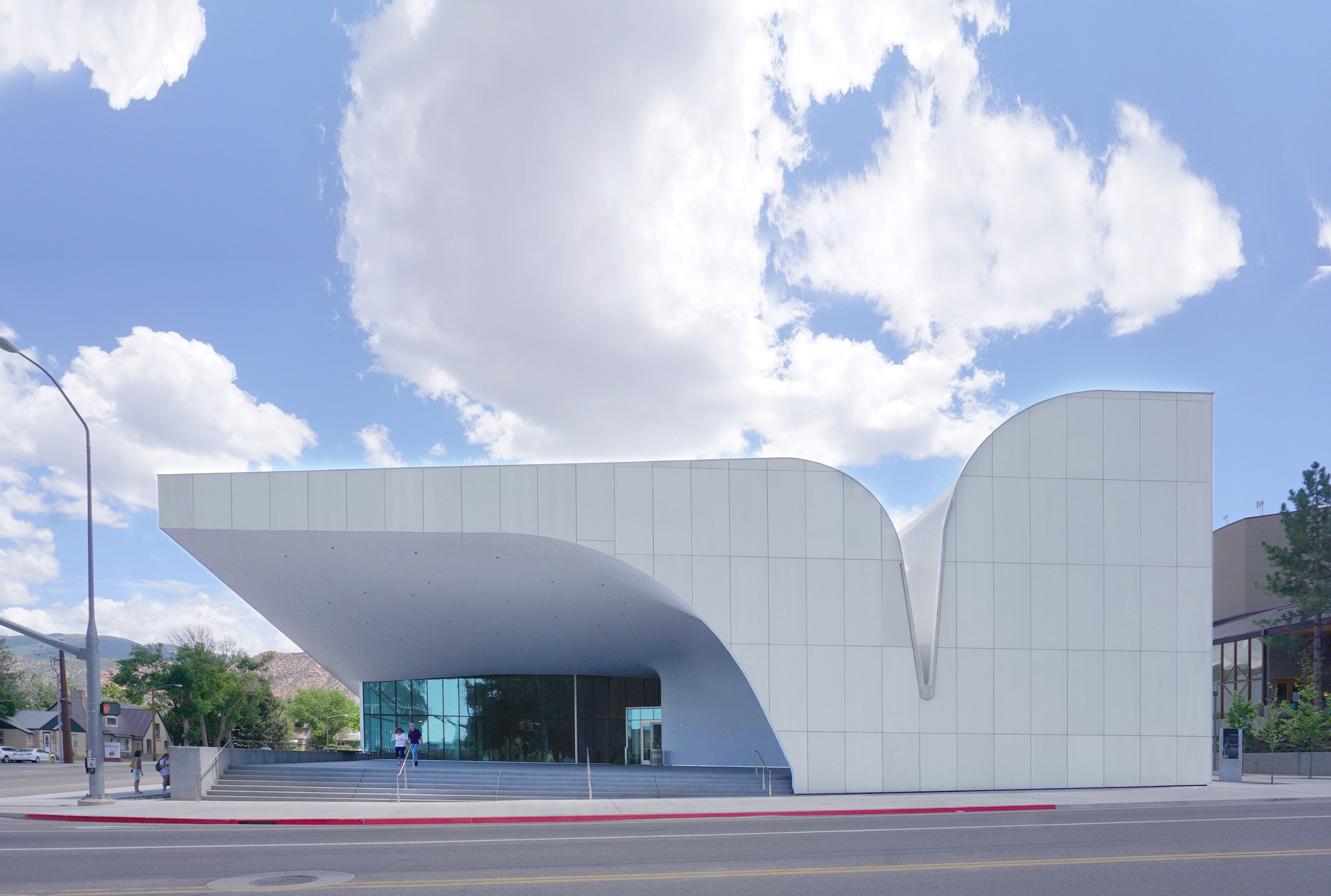 Gallery of Sorenson Center For The Arts / Brooks + Scarpa Architects - 26