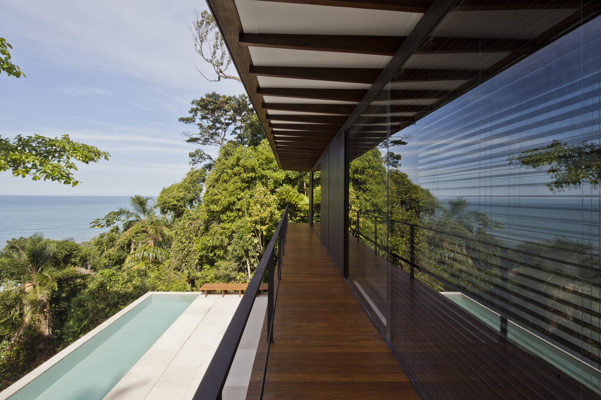 Gallery of Tijucopava House / AMZ Arquitetos - 6