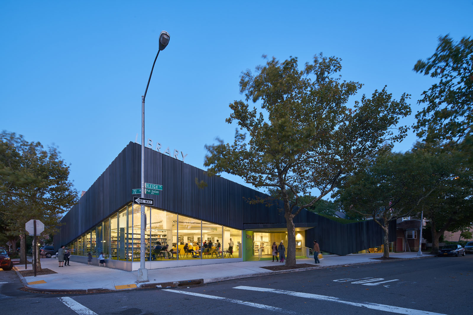 Gallery of Kew Gardens Hills Library / WORKac - 13