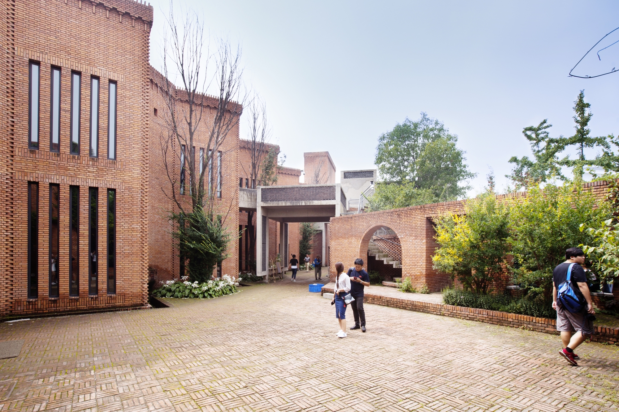 Gallery of Dong Yugan's Brick Art Museum Through the Lens of He Lian - 16