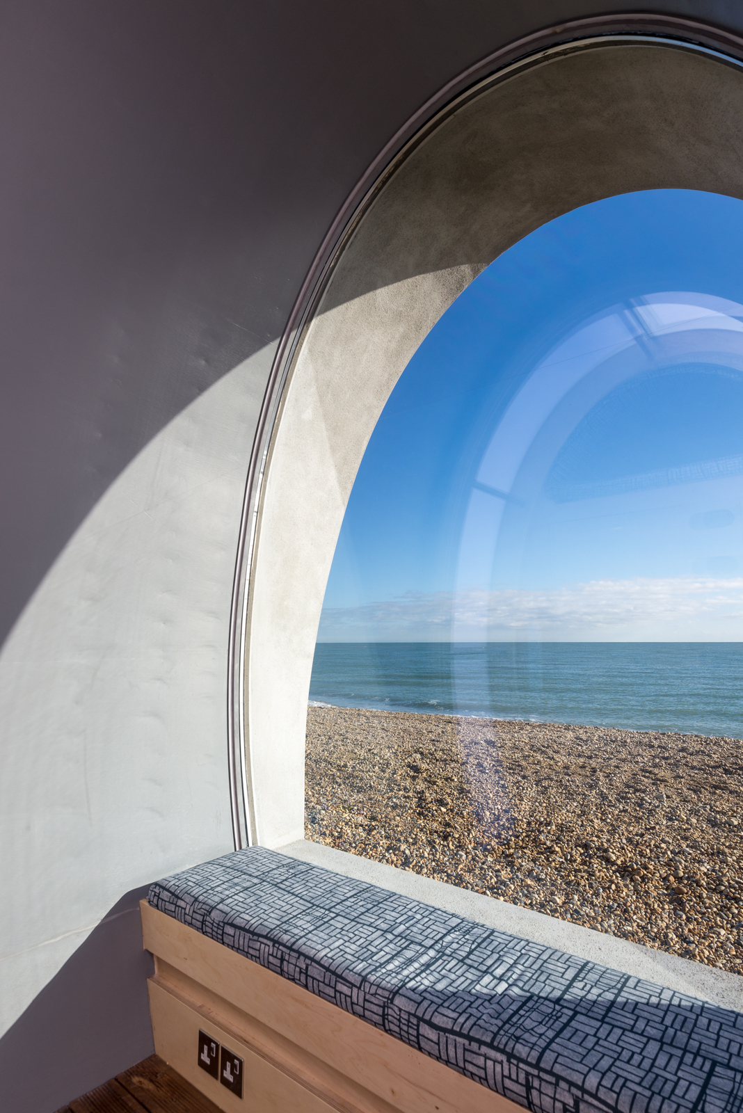 Gallery of Spy Glass / JaK Studio - 30