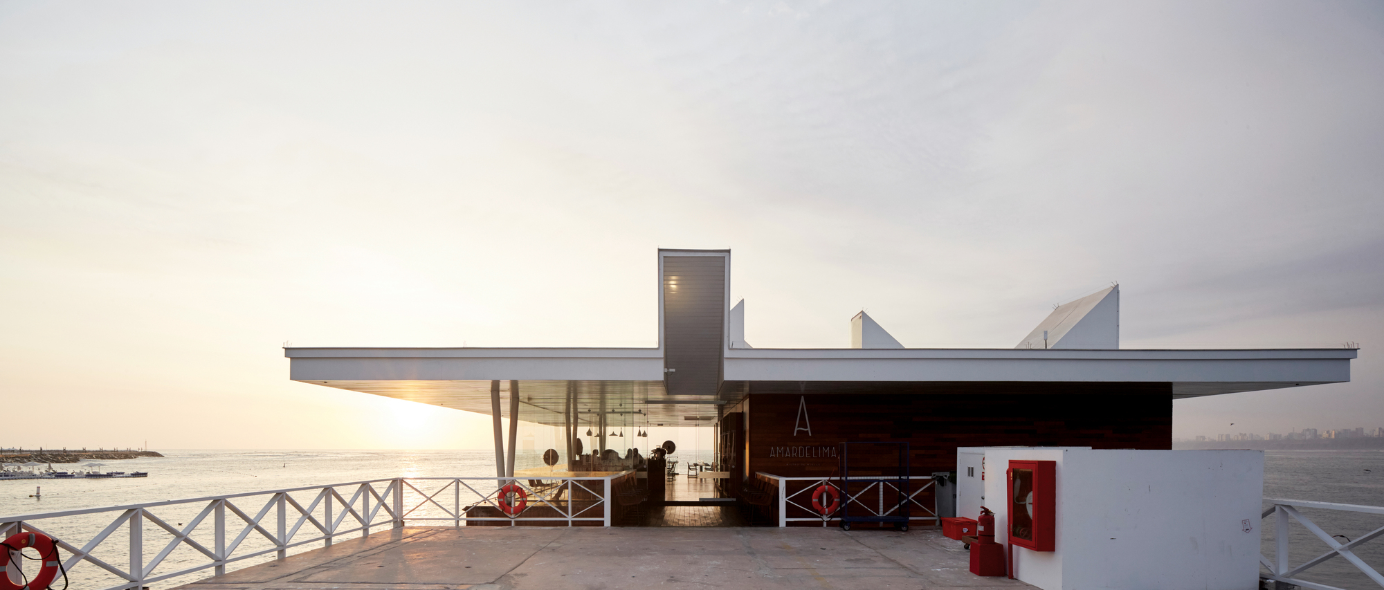 Gallery of Amar de Lima Restaurant / BARCLAY&CROUSSE Architecture - 8