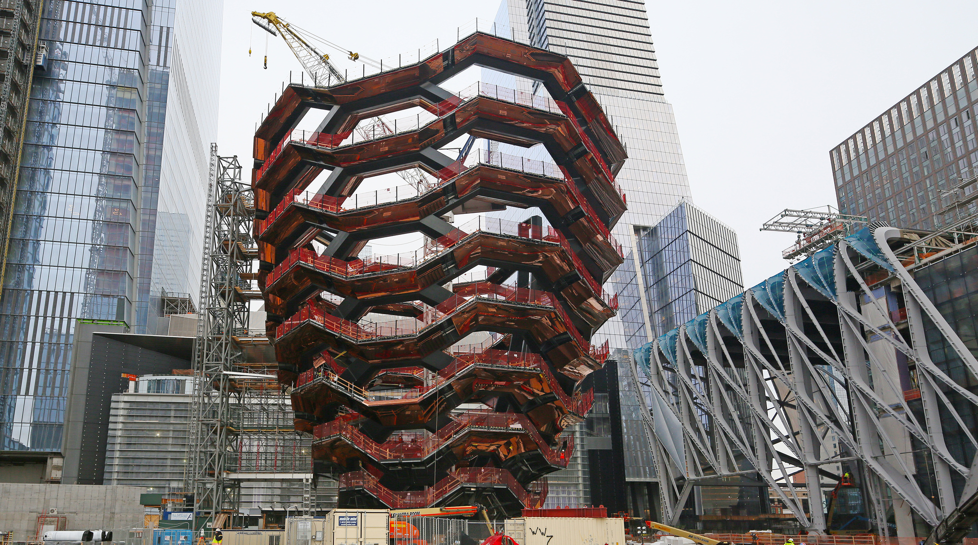 Galeria de Projeto 'Vessel' de Heatherwick Studio toma forma em Nova ...