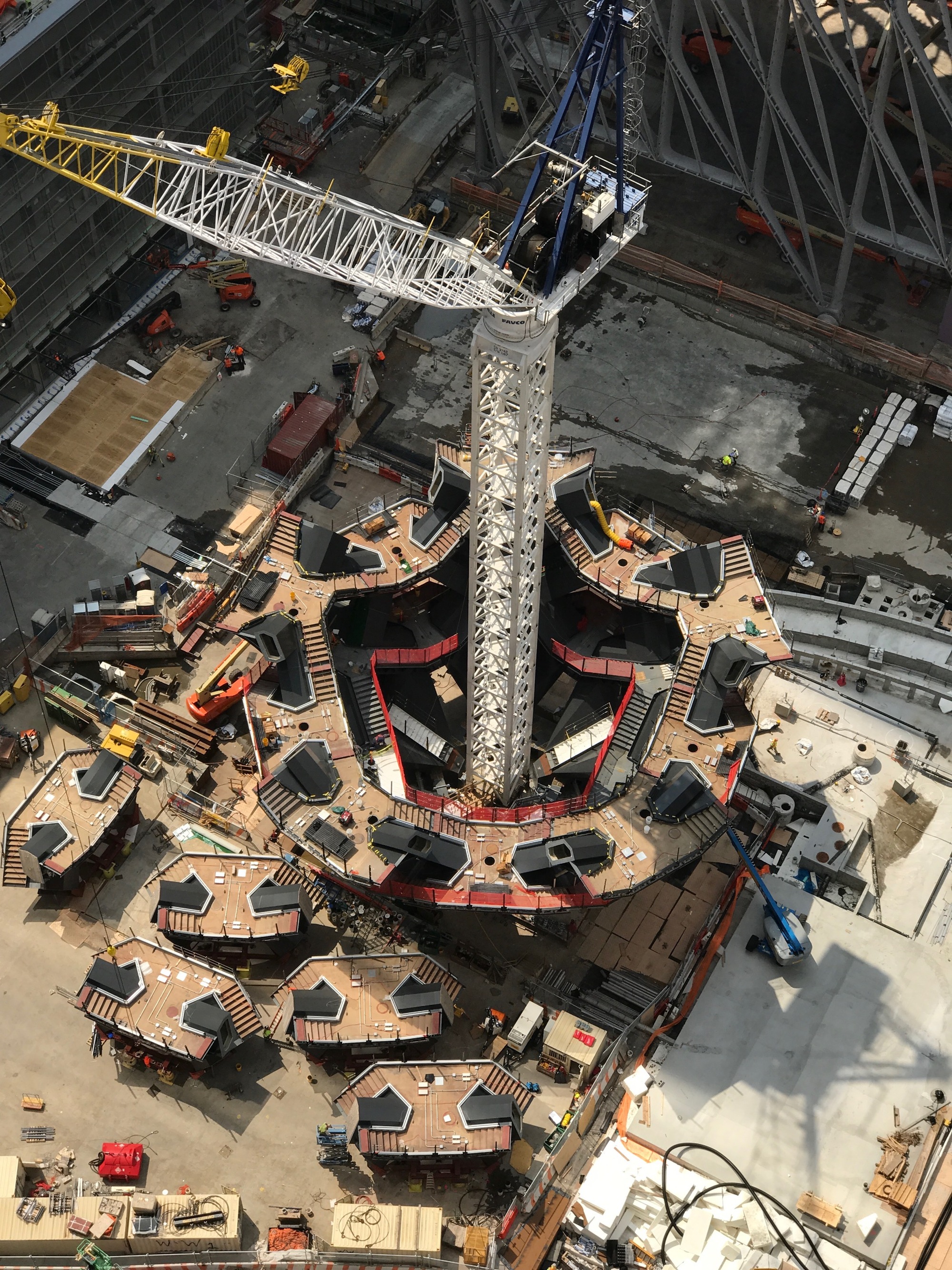 Gallery of Heatherwick's Copper 'Vessel' Tops Out at New York's Hudson ...