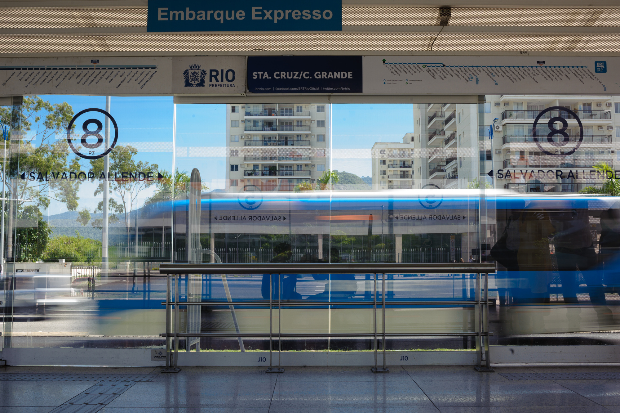 Metodologia para avaliação de corredores de transporte de média e alta ...