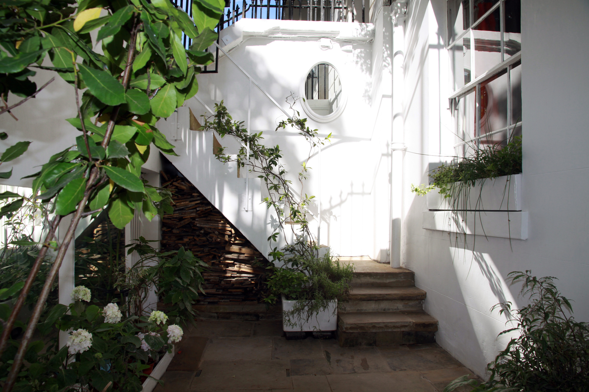 Gallery of Sun Rain Room / Tonkin Liu - 9