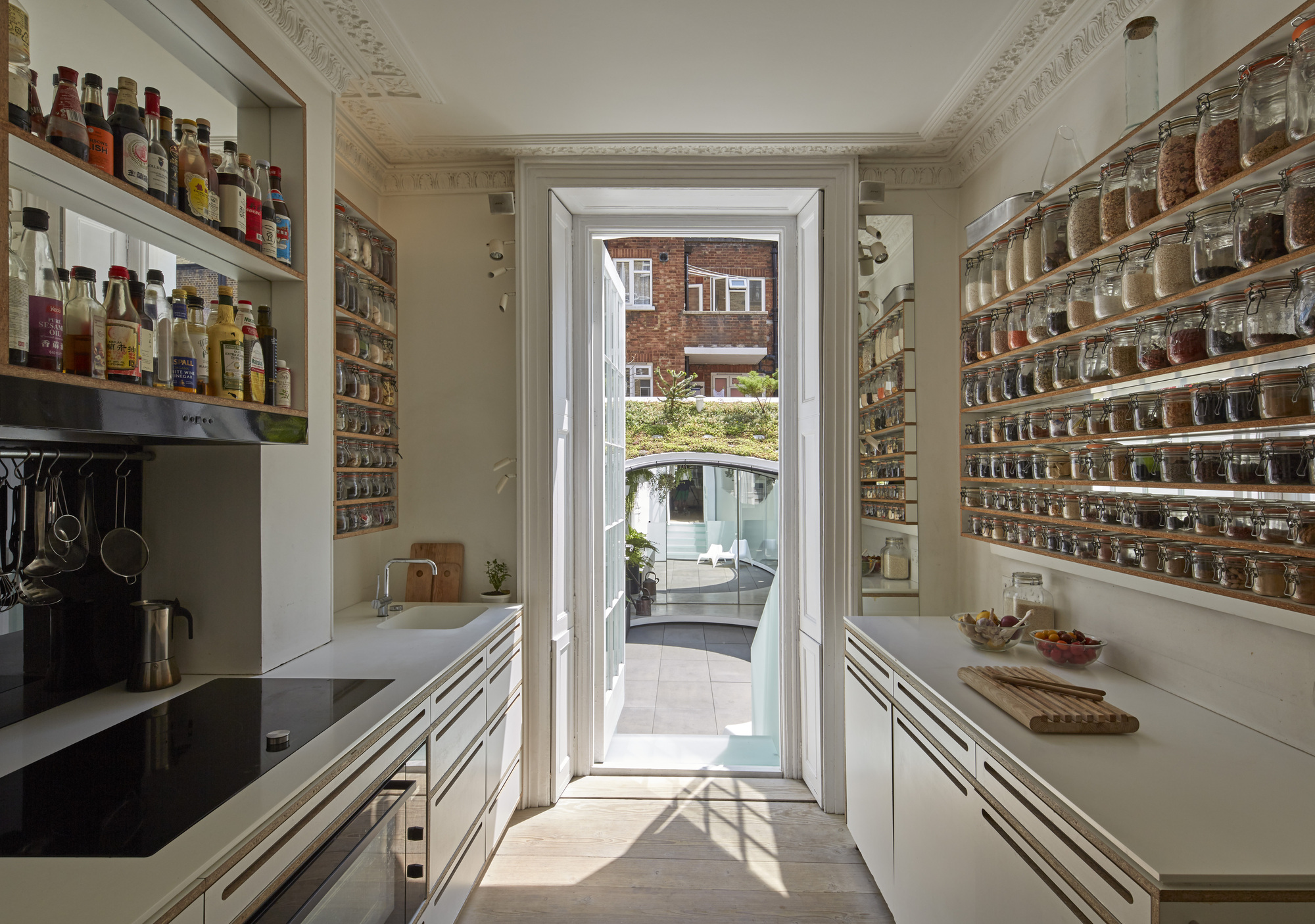 Gallery of Sun Rain Room / Tonkin Liu - 34