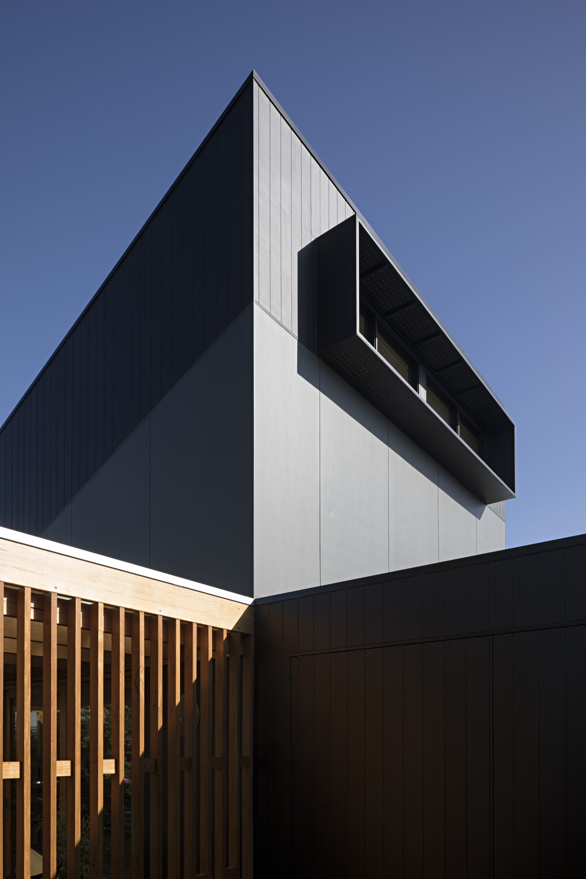 Gallery of Joyful House / Mihaly Slocombe - 5