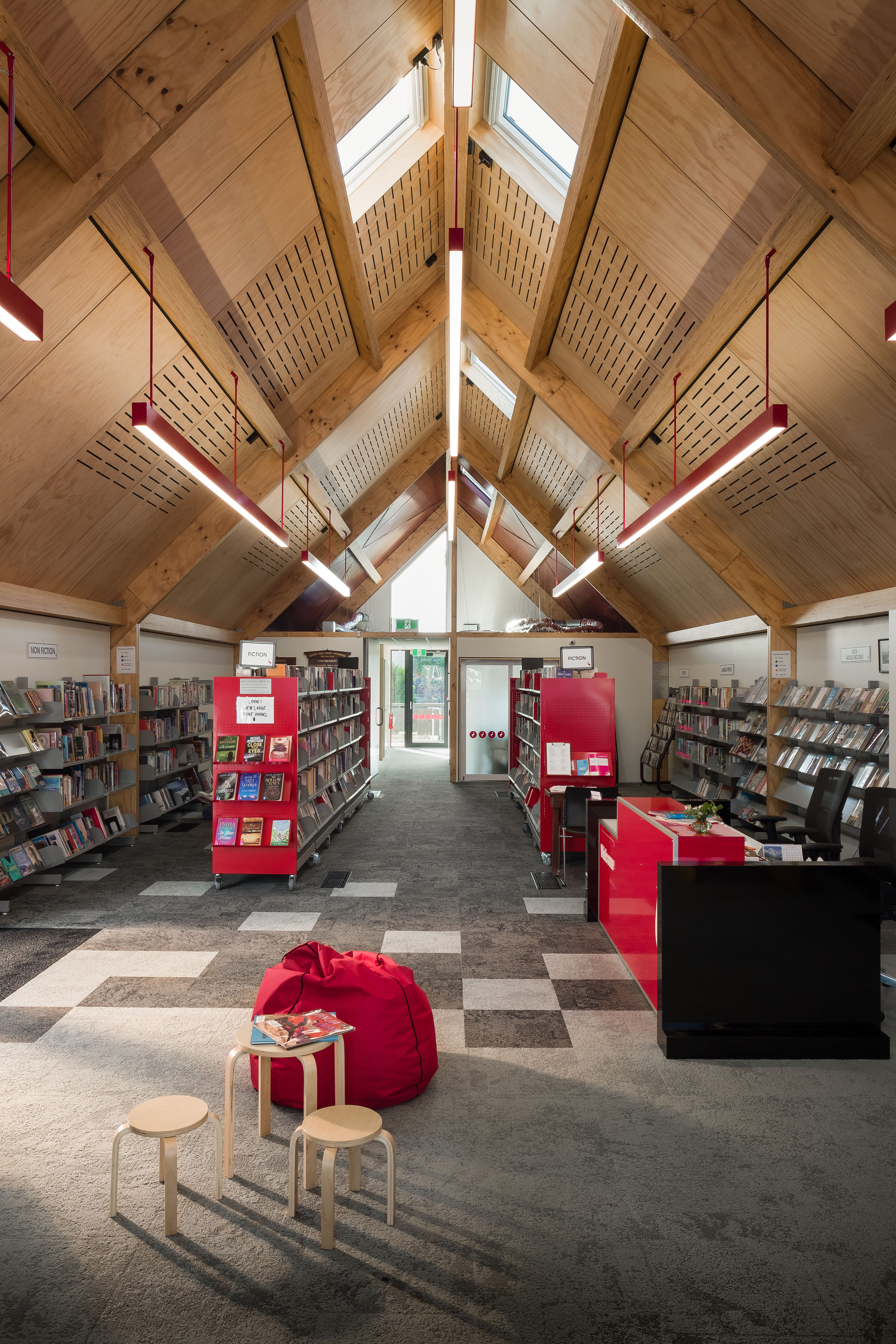 Gallery of Redcliffs Village Library / Young Architects - 3