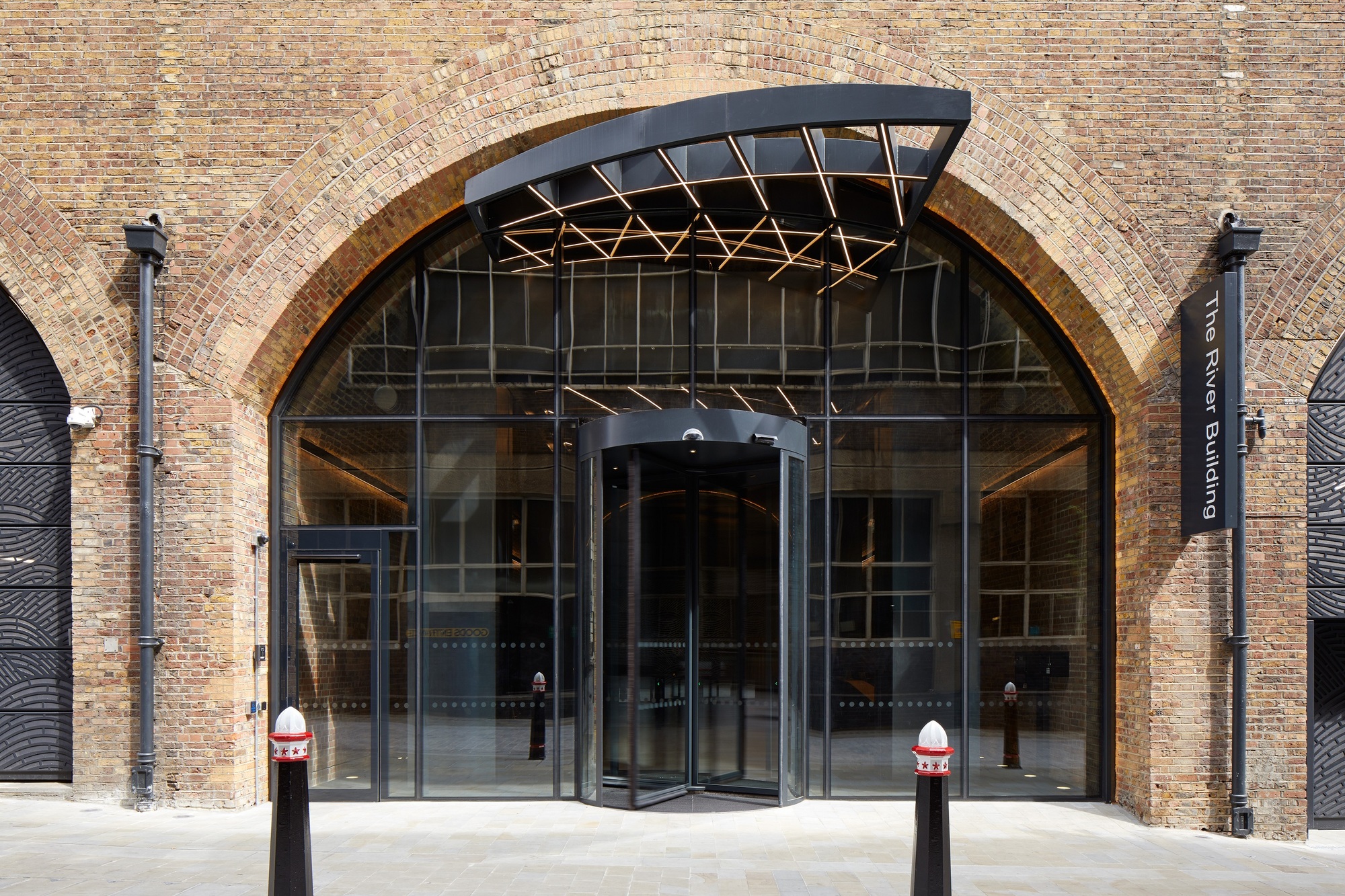 Gallery of The River Building / Stiff + Trevillion - 6