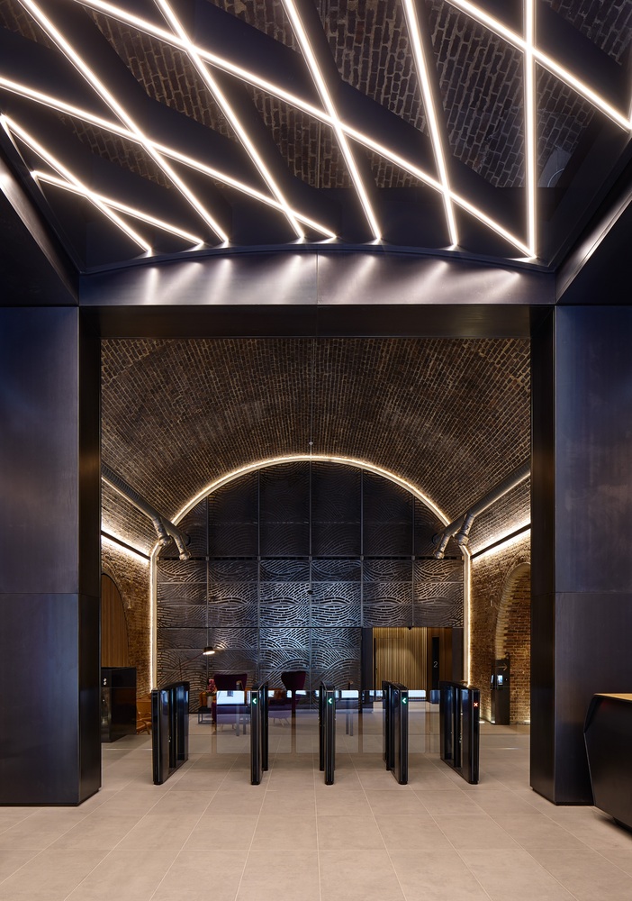 Gallery of The River Building / Stiff + Trevillion - 13