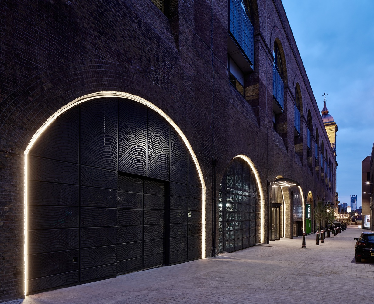 Gallery of The River Building / Stiff + Trevillion - 20