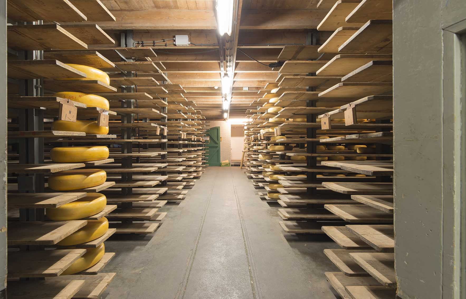 Gallery of Gouda Cheese Warehouse Loft Apartments / Mei architects and ...
