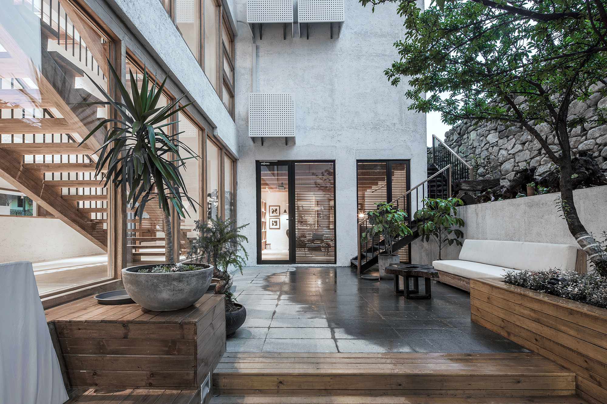 Gallery of Pure House Boutique Hotel / Yueji Architectural Design ...