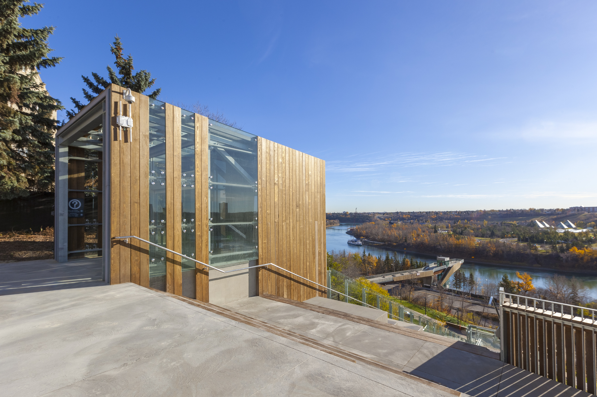 Gallery of Canada's First Ever Funicular Opens in Downtown Edmonton - 11