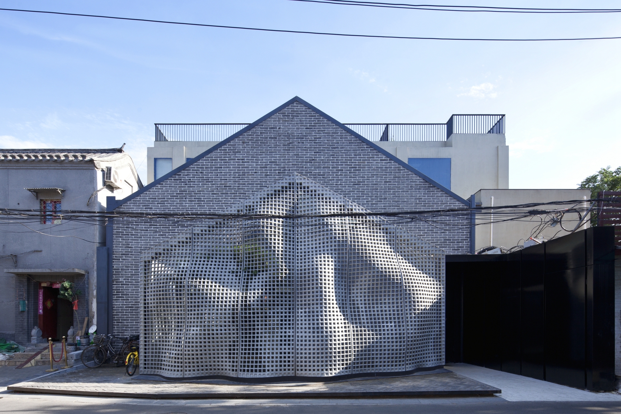 Gallery of The MaoHaus / AntiStatics Architecture - 14