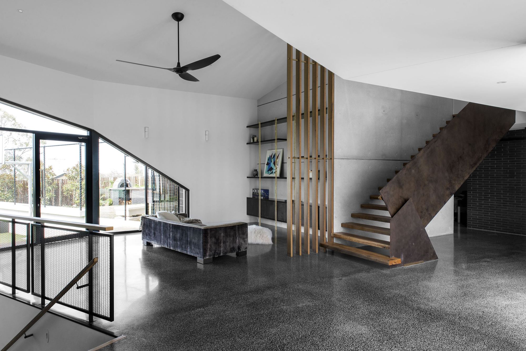 Gallery of Church House / DAHA - 24