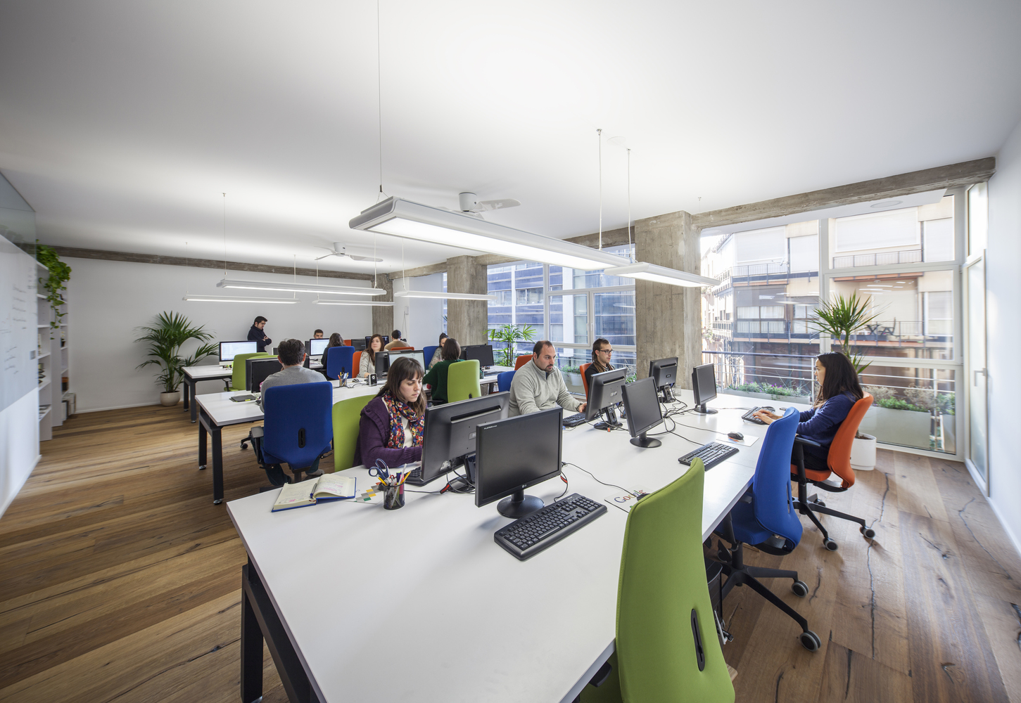 Galería de BIT OFFICE / Jorge Almazán Architects - 5