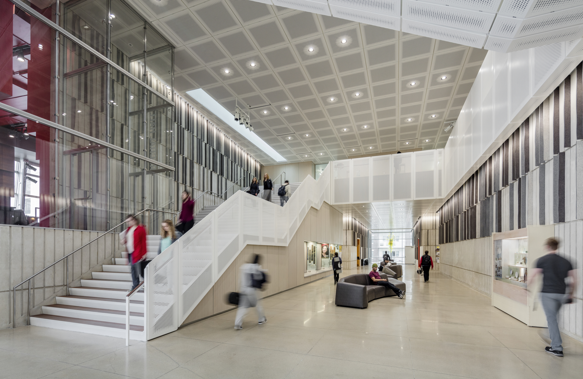 Gallery of Voxman Music Building / LMN Architects - 18