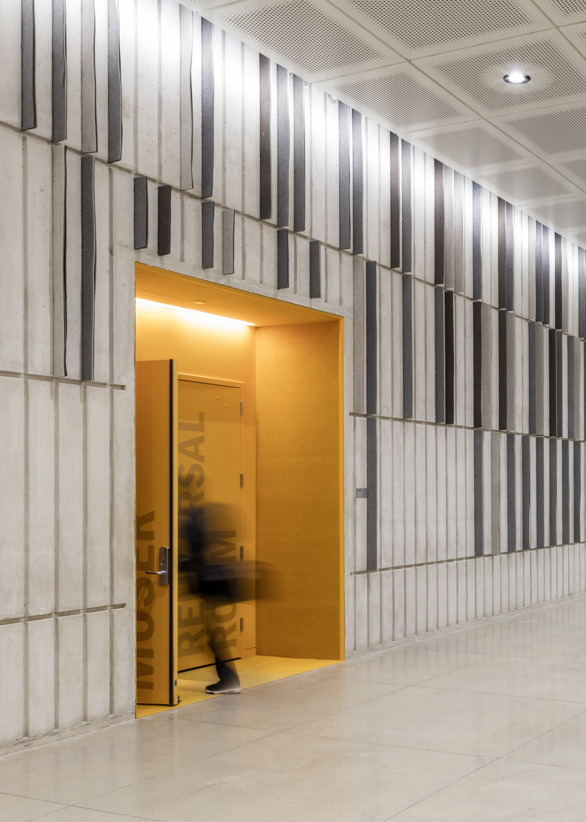 Gallery of Voxman Music Building / LMN Architects - 44