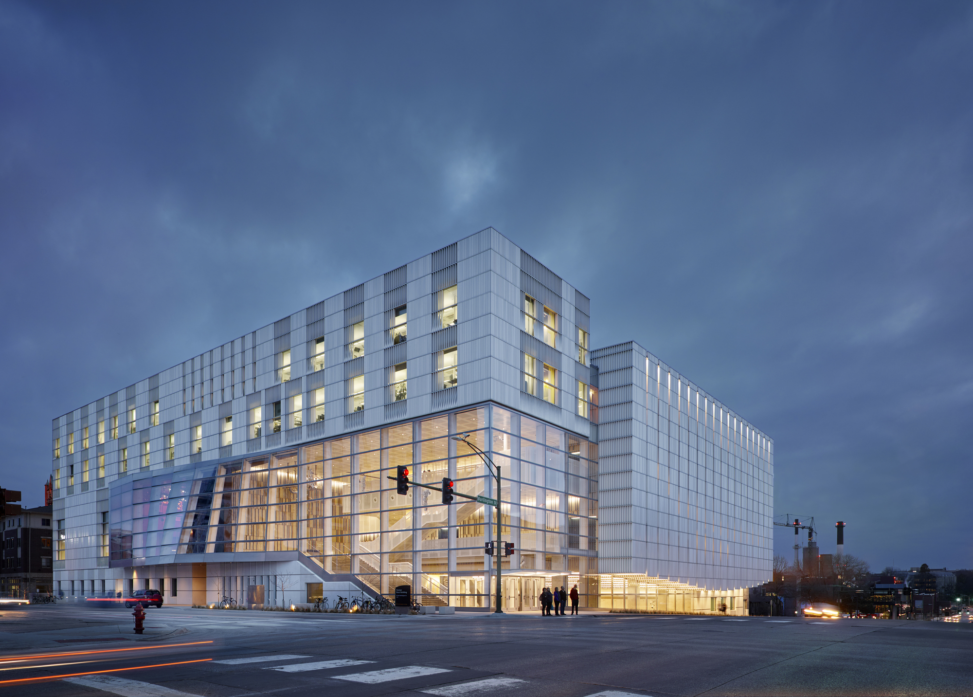 Gallery of Voxman Music Building / LMN Architects - 23