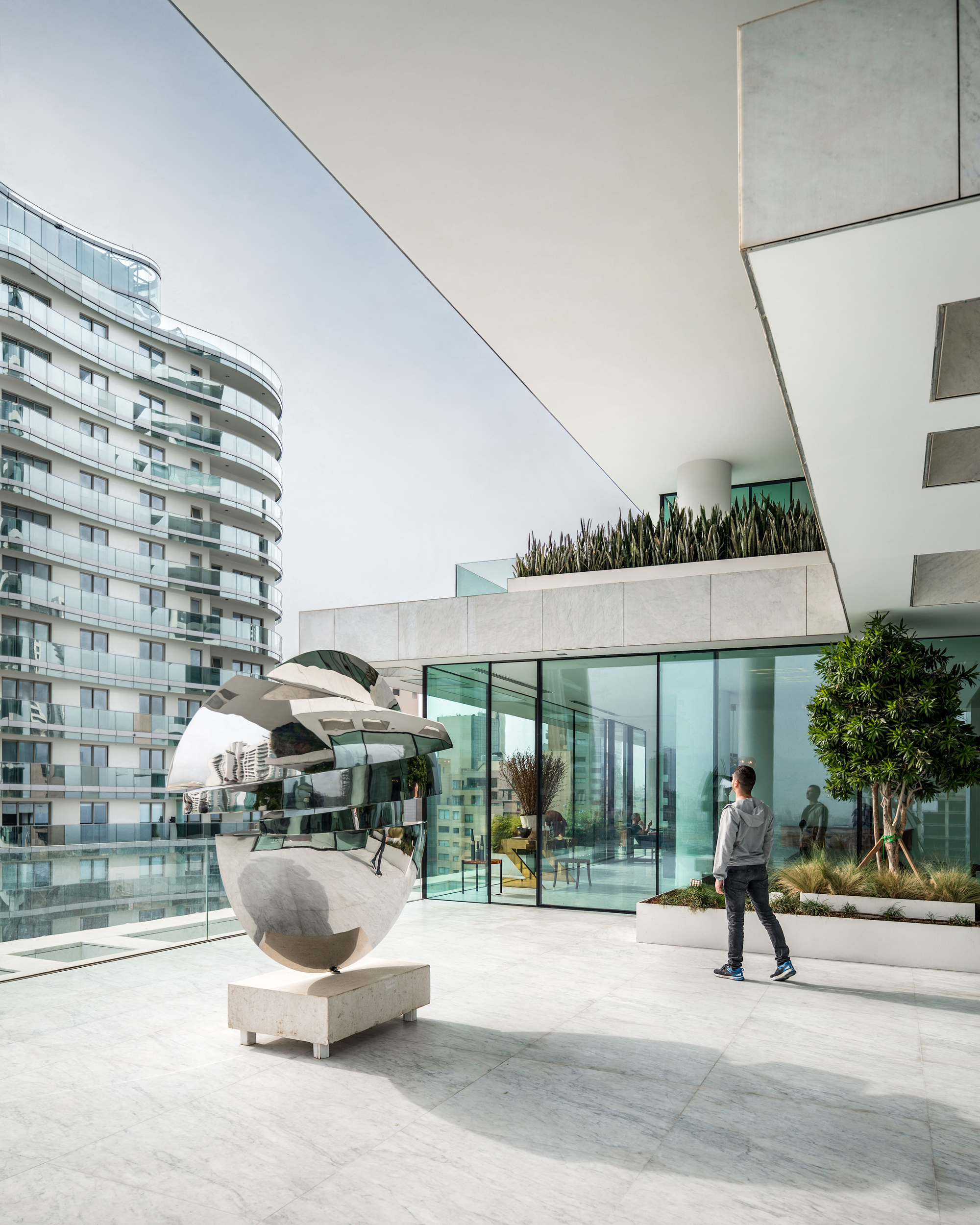 Gallery of Photos Capture the Luxurious Life Inside Herzog & de Meuron ...