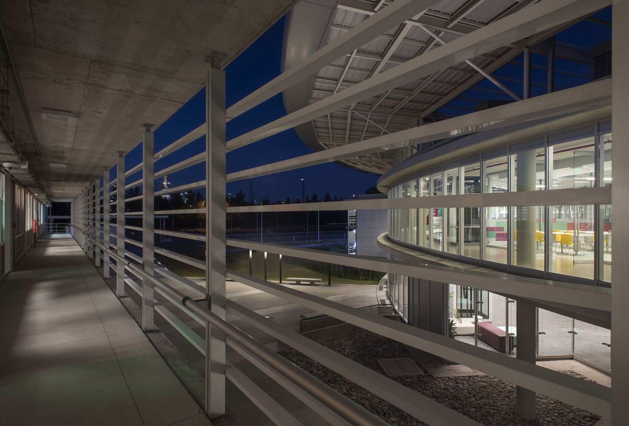 Gallery of Y-TEC Technologic Center / Antonini Schön Zemborain ...