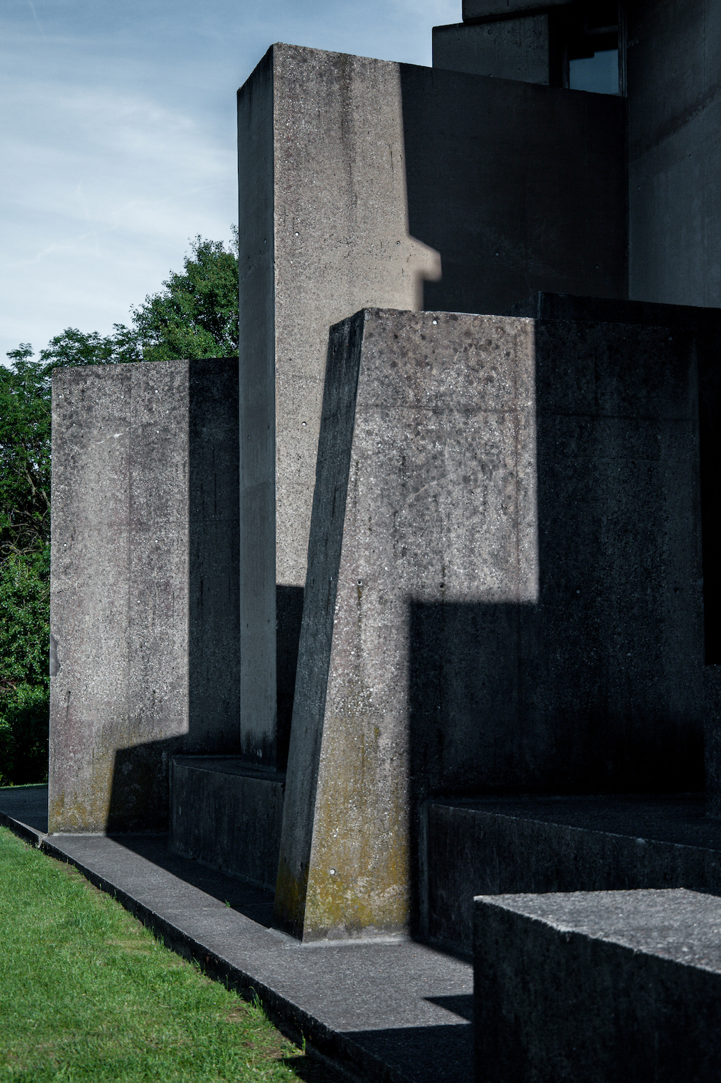 Gallery of The Bizarre Brutalist Church that Is More Art than ...