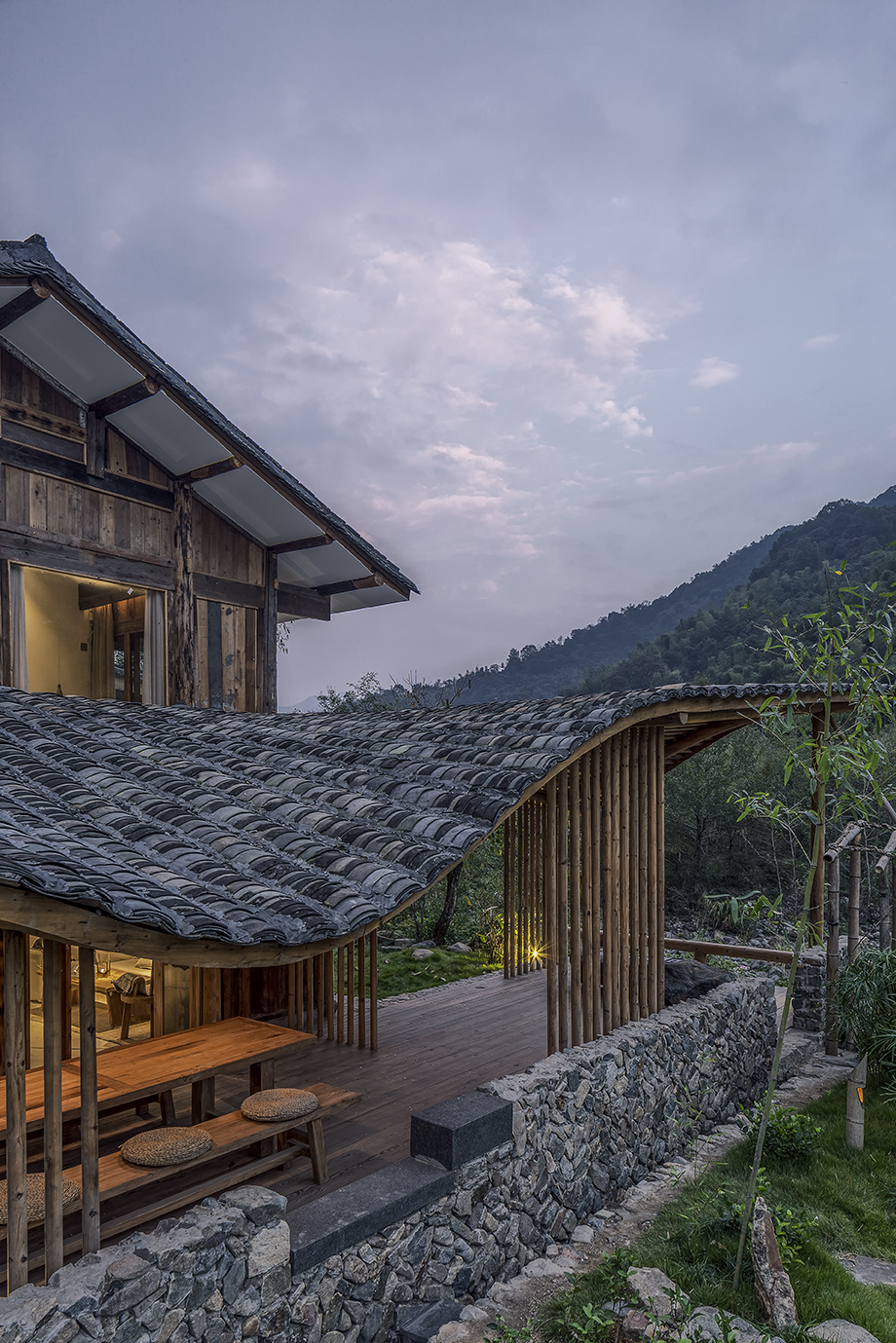 Gallery of Springing Stream / WEI architects/ELEVATION WORKSHOP - 13