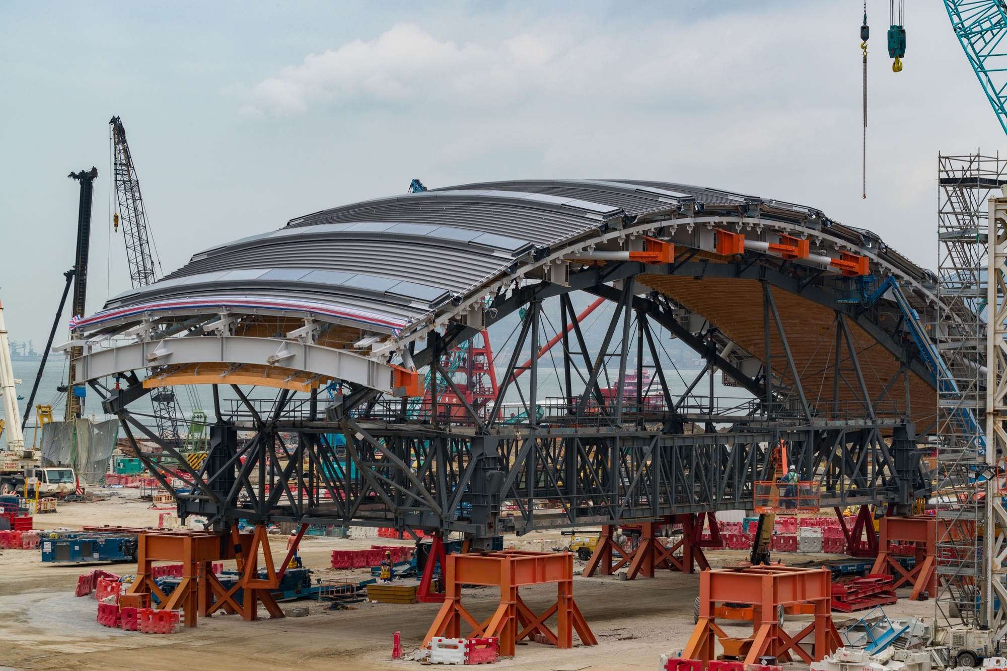 Gallery of RSHP and Aedas Unveil Boundary Crossing Building for World's ...